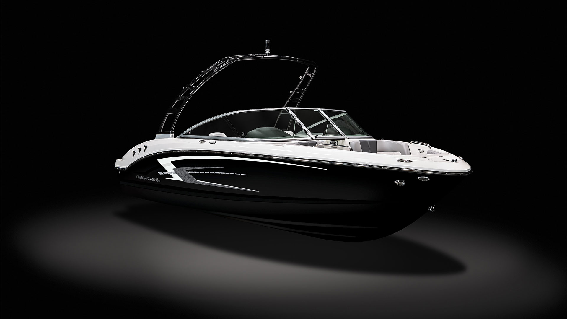 2021 21 SSi Sport Boat - Standards & Options