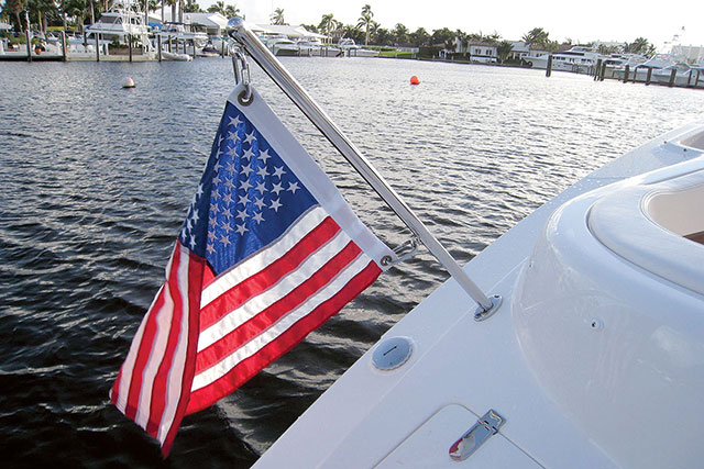 2021 Chaparral Boats 250 - Builder