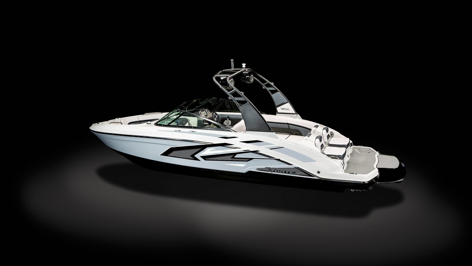 2021 223 VRX Jet Boat - Features